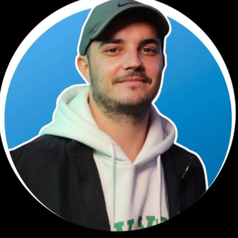 The Anime Men (@theanimemenn) | Snapchat Stories, Spotlight & Lenses