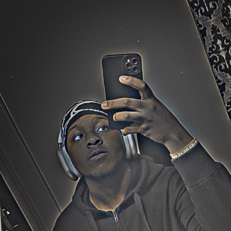 the ashton 🐐 (@theashtonn) | Snapchat Stories, Spotlight & Lenses