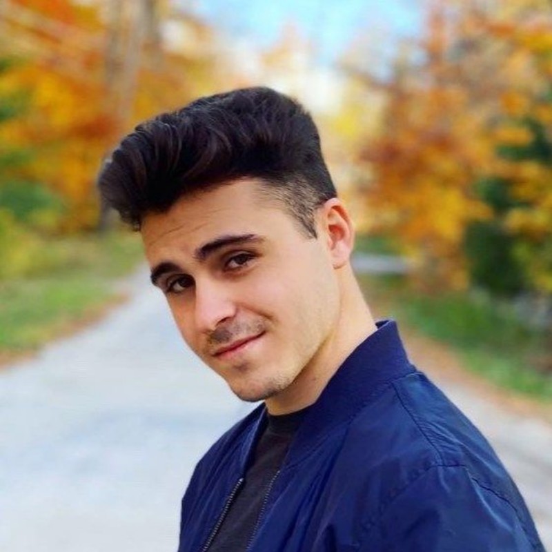 The Brandon Robert (@thebrandonrob) | Snapchat Stories, Spotlight & Lenses