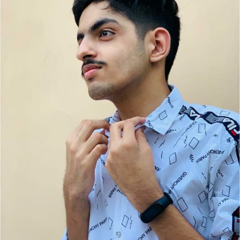 Dev Chopra (@thedevchopra) | Snapchat Stories, Spotlight & Lenses