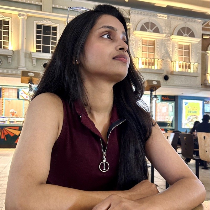 Nisha Meena (@thefoodiegenius) | Snapchat Stories, Spotlight & Lenses