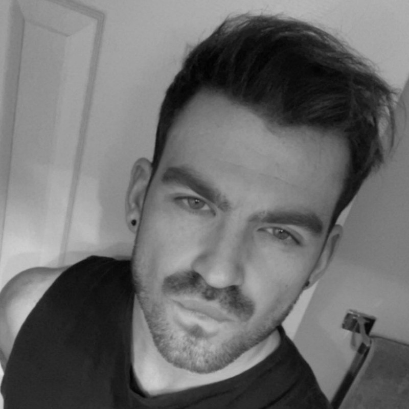 V (@thehonorableguy) | Snapchat Stories, Spotlight & Lenses