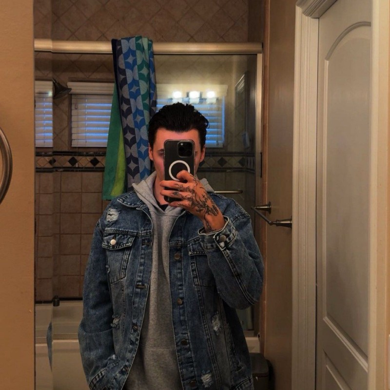 Jacob Pearson (@thejacobpearson) | Snapchat Stories, Spotlight & Lenses