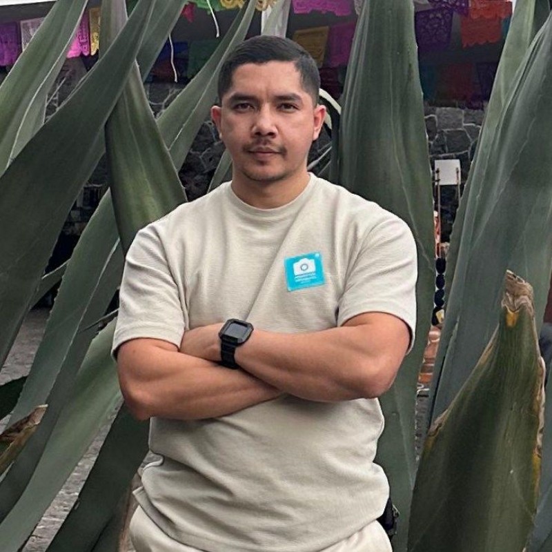 Luis Magaña (@theoremsnproofs) | Snapchat Stories, Spotlight & Lenses