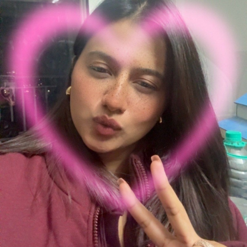 Her 🦋 (@therealhani.26) | Snapchat Stories, Spotlight & Lenses