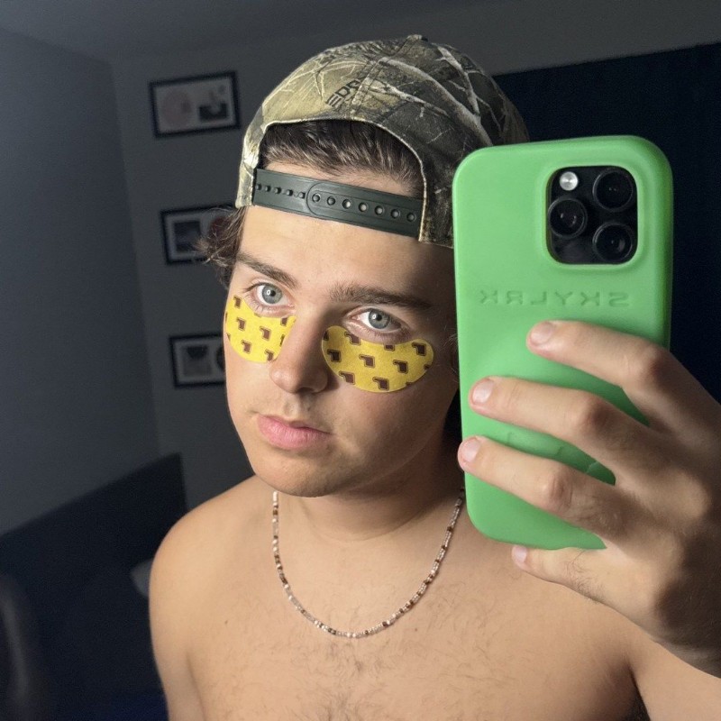 Nick Reid (@therealnickreid) | Snapchat Stories, Spotlight & Lenses