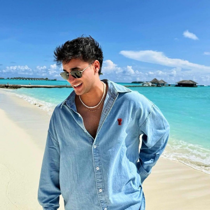 🦋⃝___𝗬𝗔سر """"""""" (@theyasir_18) | Snapchat Stories, Spotlight & Lenses