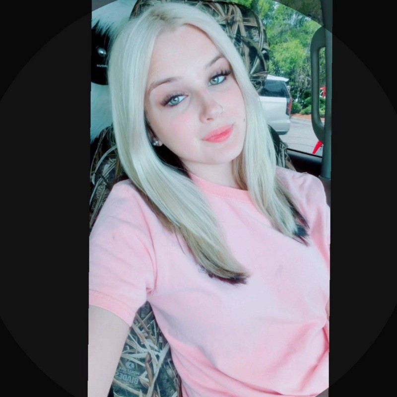 meredith thomas (@thomas_meredith) | Snapchat Verhalen, Spotlight en Lenzen