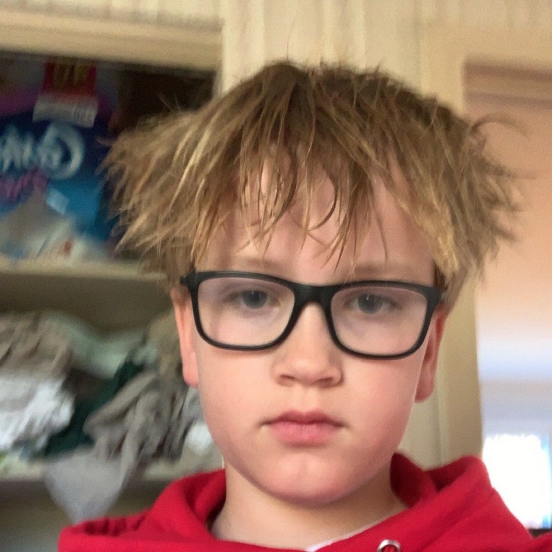 𝓣𝓱𝓸𝓶𝓪𝓼 ️•︡ᯅ•︠ (@thomasthatisme) | Snapchat Stories, Spotlight & Lenses