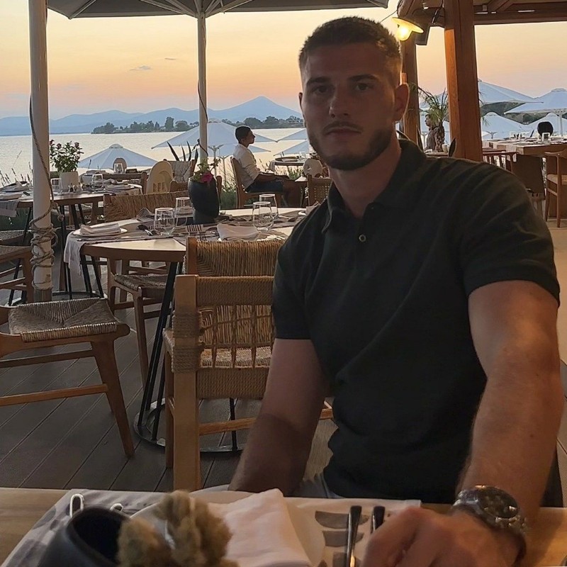 Thomas Rsl (@thoomas-srsl) | Snapchat Stories, Spotlight & Lenses