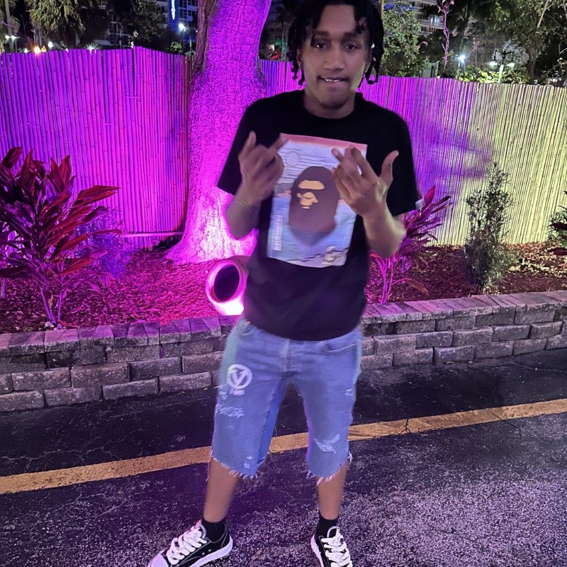 kd (@thrust36) | Snapchat Stories, Spotlight & Lenses