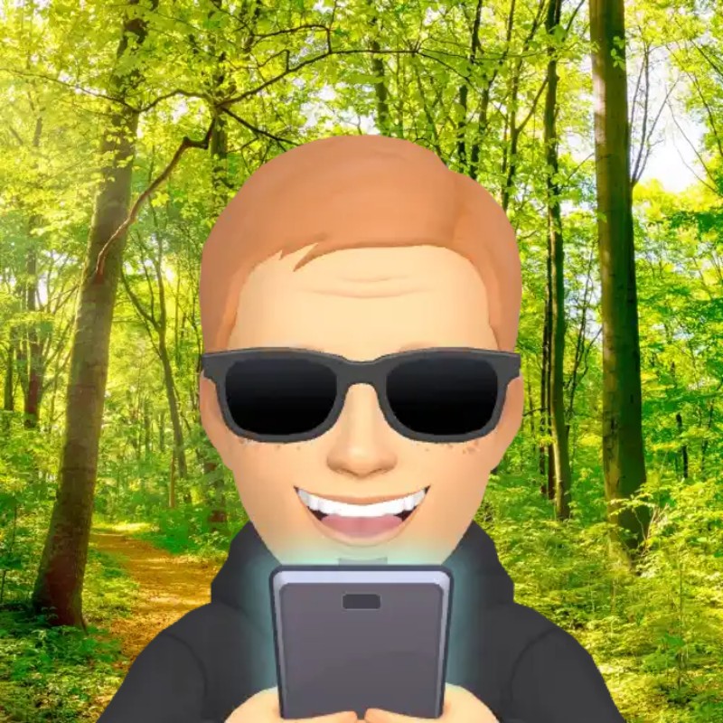 Dustin Hadley (@tht40yearguy) | Snapchat Stories, Spotlight & Lenses