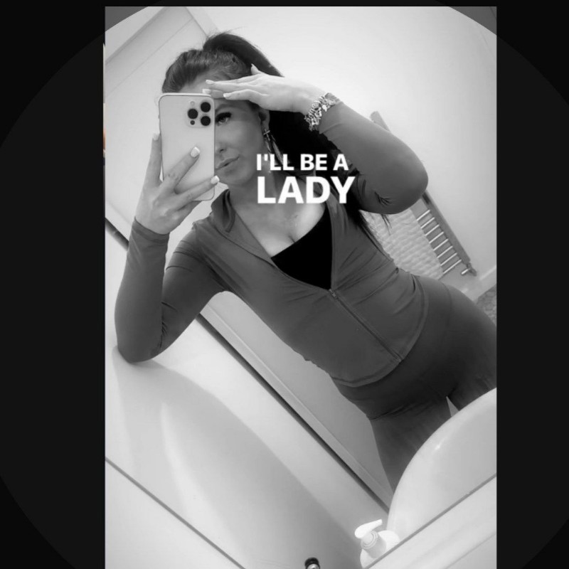 𝐓𝐢𝐚𝐫𝐚👸🏽🫶🏼🍒 (@tiara.xoxxx) | Snapchat Stories, Spotlight & Lenses