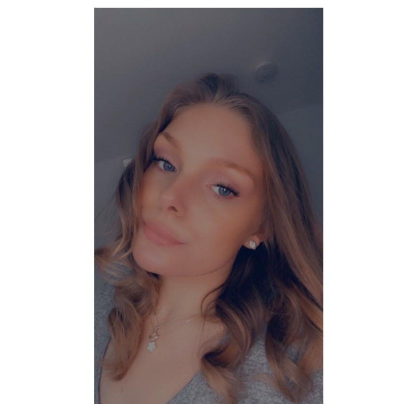 Tiff (@tiff22xoxo) | Snapchat Stories, Spotlight & Lenses