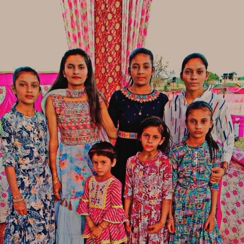 Tina Labana (@tina_labana22) | Snapchat Stories, Spotlight & Lenses