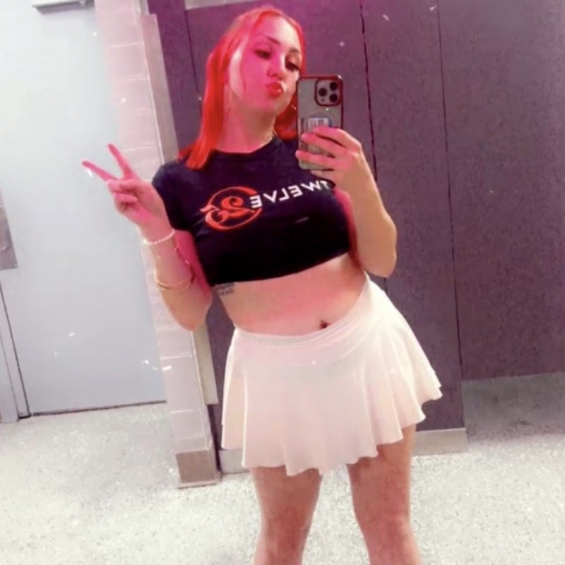 Karley Jade ️ (@tiny.monroe) | Snapchat Stories, Spotlight & Lenses