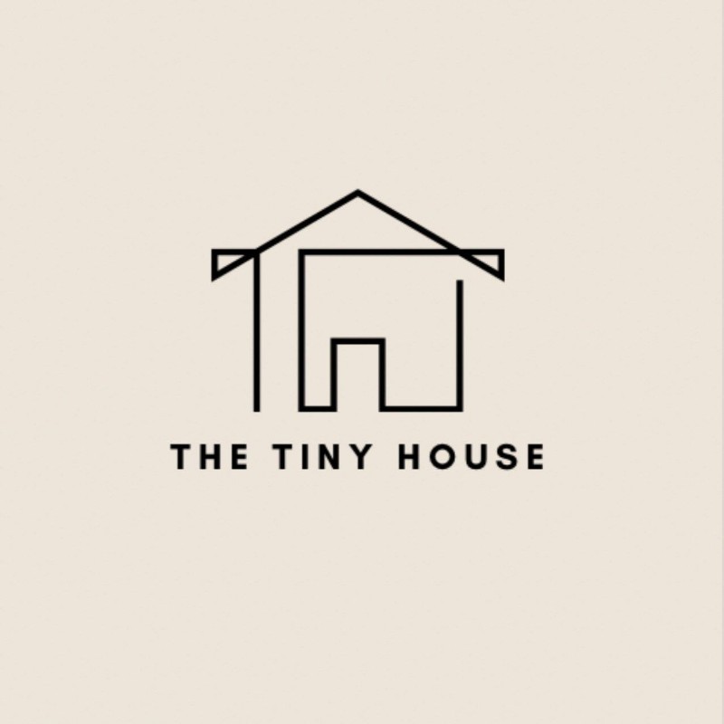 Tinyhouse (@tinyhouseqa) | Snapchat Stories, Spotlight & Lenses