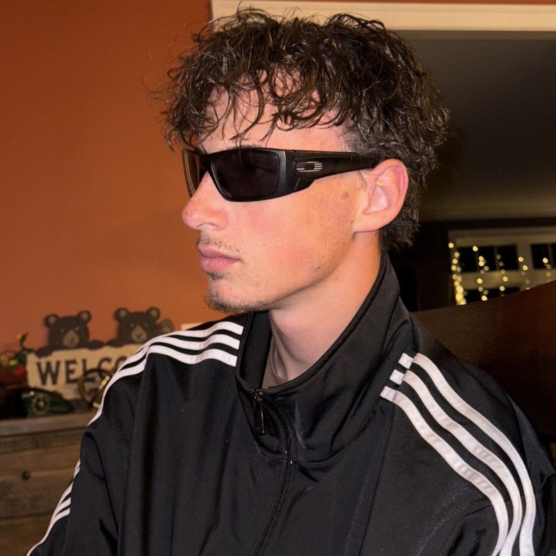 tykhon (@tiwka1488) | Snapchat Stories, Spotlight & Lenses