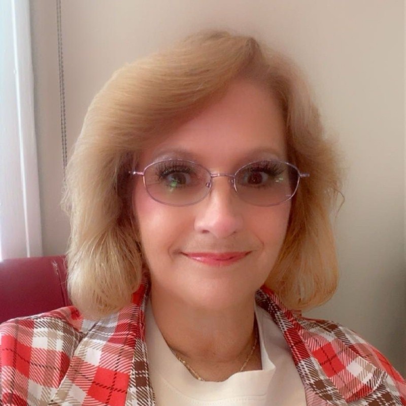 Tricia (@tlm22369) | Snapchat Stories, Spotlight & Lenses