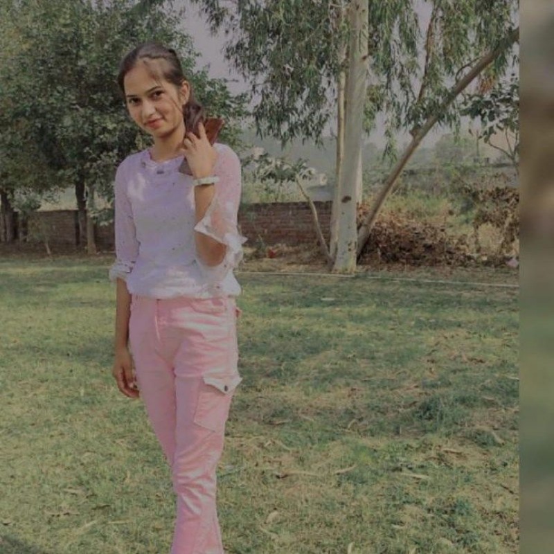 𝓑𝓵𝓾𝓮 𝓗𝓮𝓪𝓻𝓽𝓮𝓭 💙🤍 (@tnu_balhara) | Snapchat Stories, Spotlight & Lenses