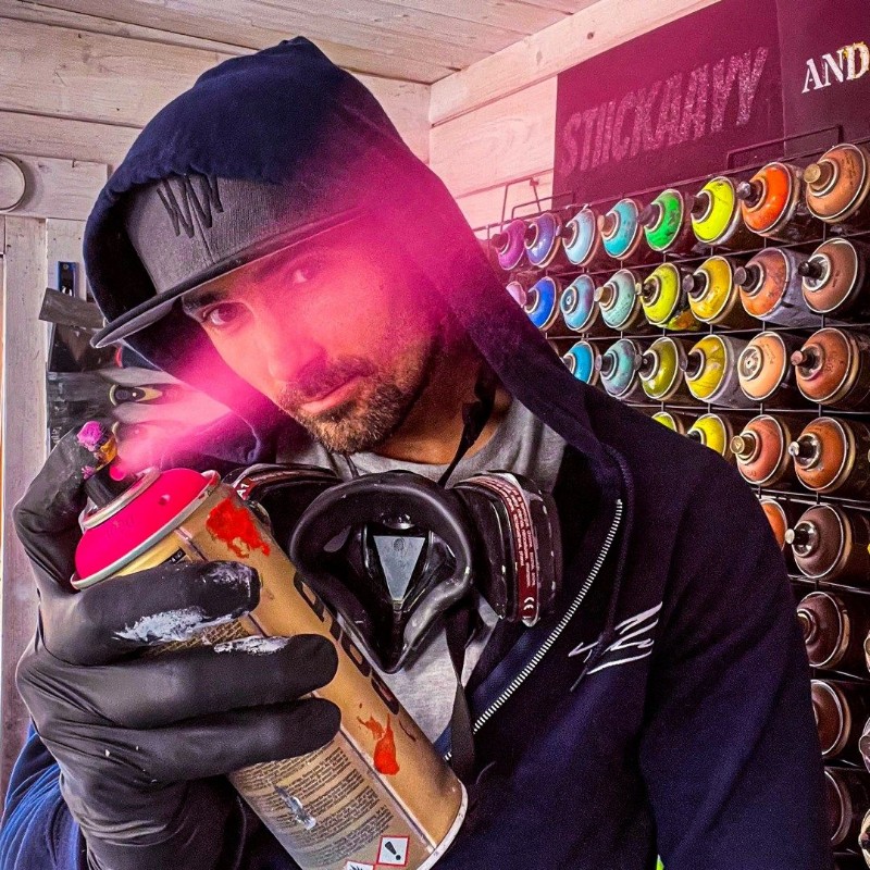 Tom Wells (@tomwellywells) | Snapchat Stories, Spotlight & Lenses