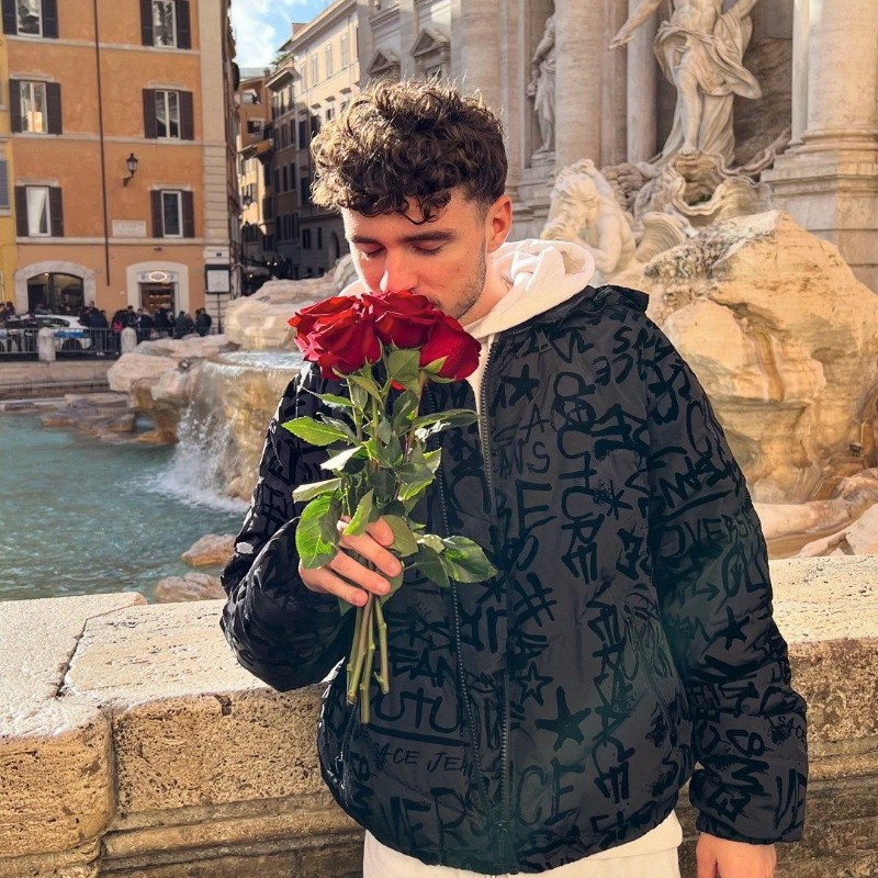 Tonyczh (@tony_czh) | Snapchat Stories, Spotlight & Lenses