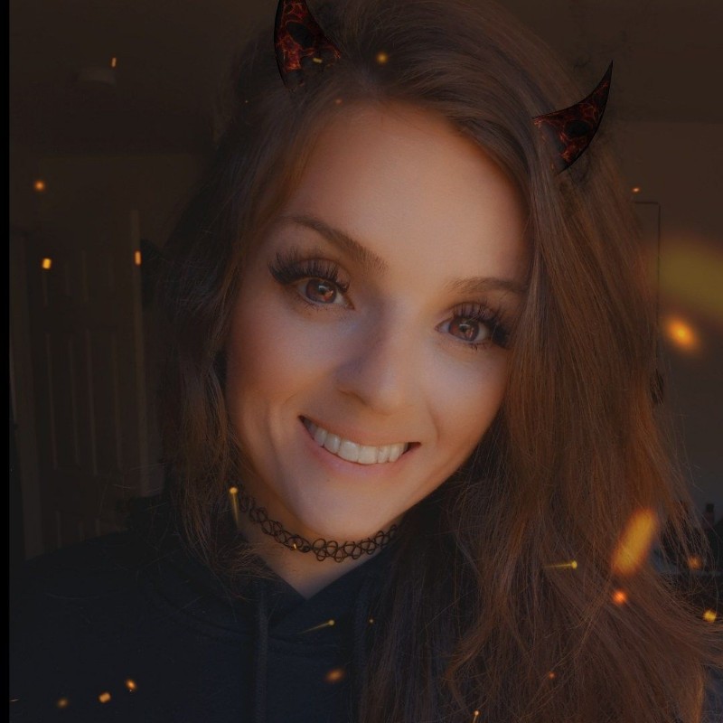 Veronica TooShort (@tooshortbaby420) | Snapchat Stories, Spotlight & Lenses