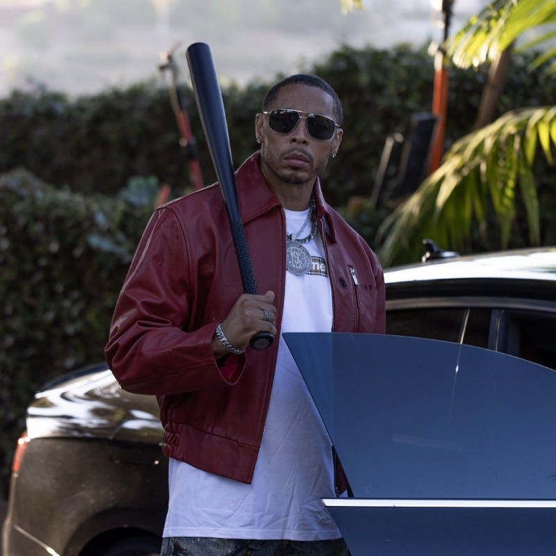 TrickShotCop 🏀 (@trickshotcop) | Snapchat Stories, Spotlight & Lenses