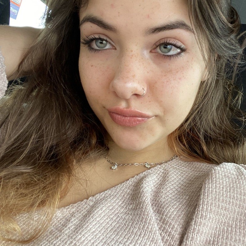 Trishell🫧 (@trishell1d) | Snapchat Stories, Spotlight & Lenses