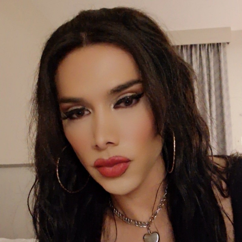 Naomi🏳️‍⚧️ (@tsnaomisexy) | Snapchat Stories, Spotlight & Lenses