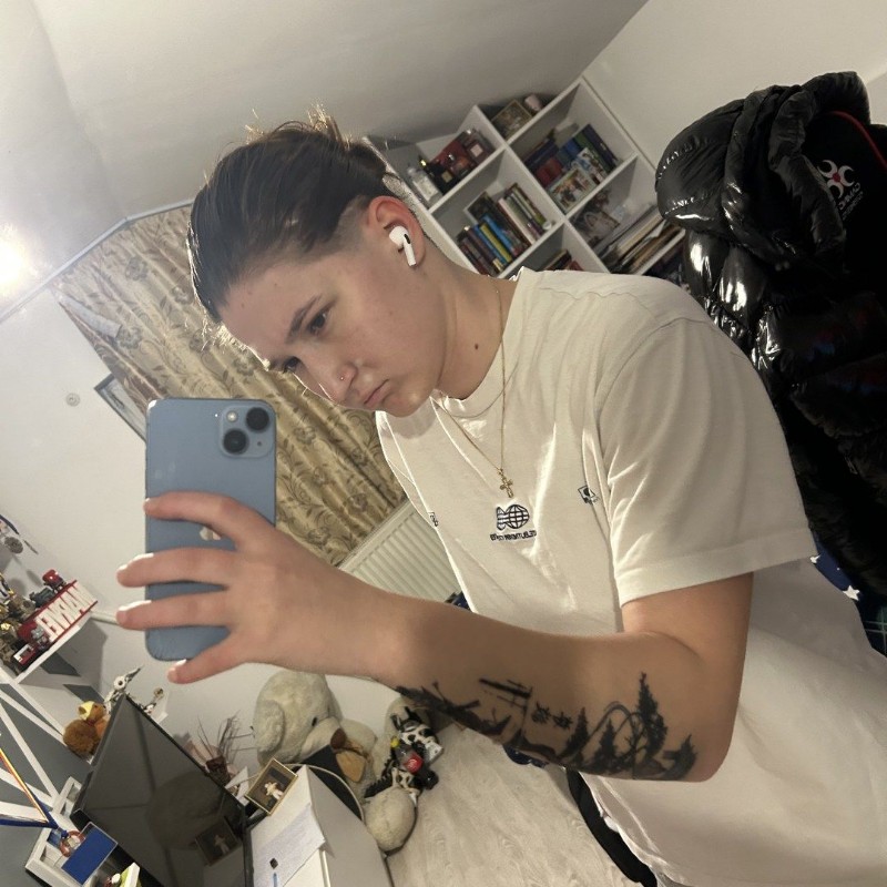 Maria (@tud_maria) | Snapchat Stories, Spotlight & Lenses