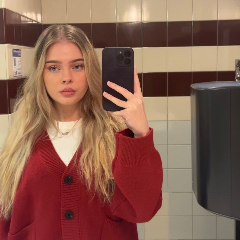 Tina Halada (@tutorialsbytina) | Snapchat Stories, Spotlight & Lenses