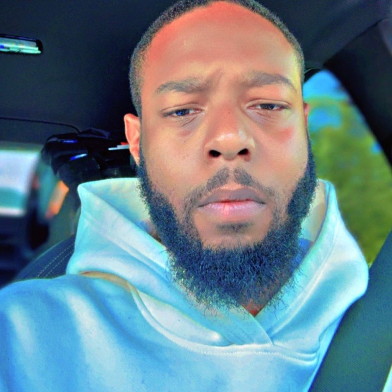 JAN (@twinjanb) | Snapchat Stories, Spotlight & Lenses