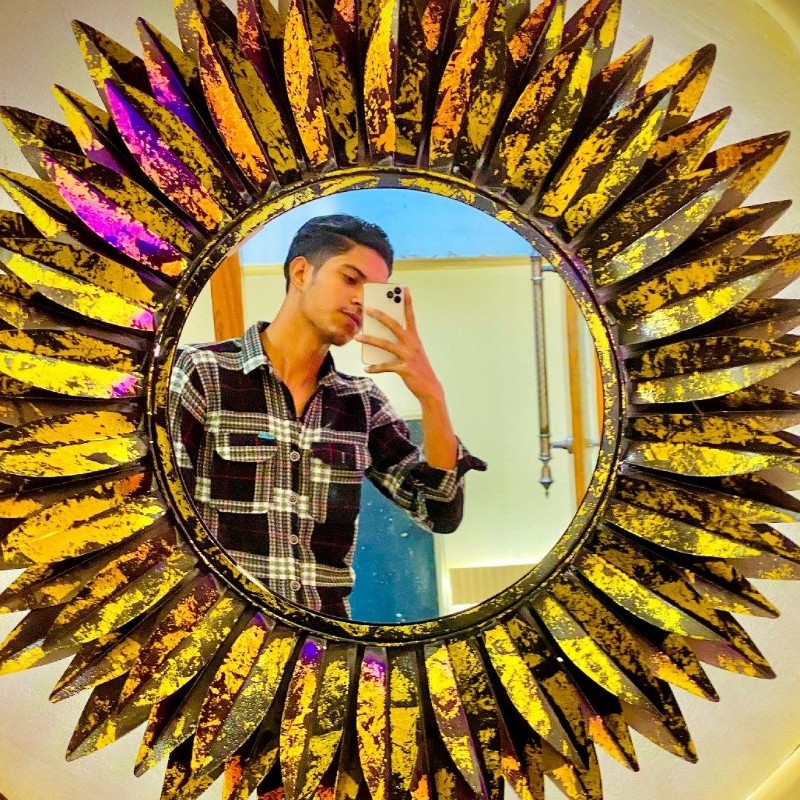 Sarik Khan (@tyagisarik) | Snapchat Stories, Spotlight & Lenses