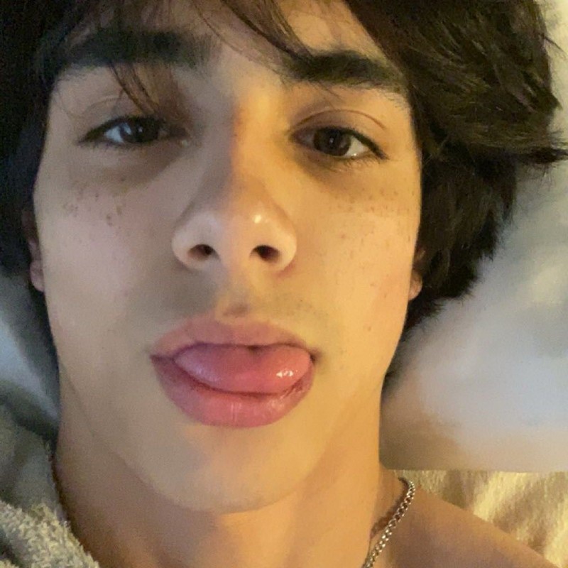 Tyler (@tyler.gerri) | Snapchat Stories, Spotlight & Lenses