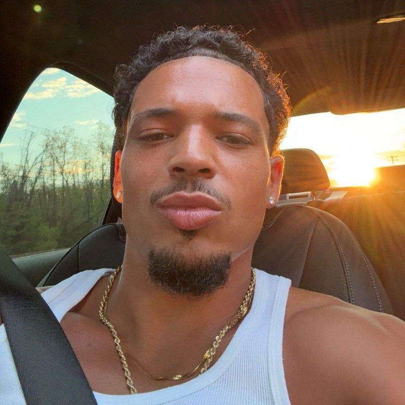 tyrell🐺 (@tyrellclay3) | Snapchat Stories, Spotlight & Lenses