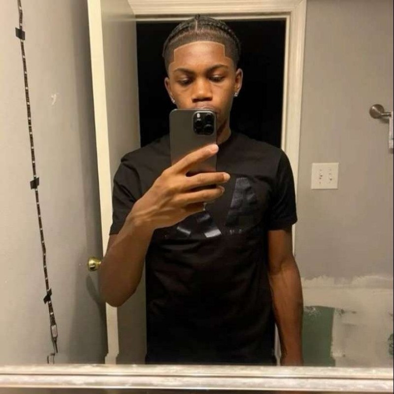 Tyrone (@tyroneevanguffe) | Snapchat Stories, Spotlight & Lenses