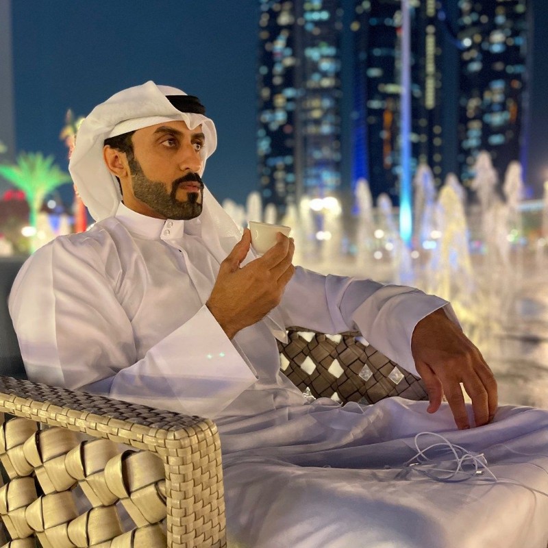 UAE♟بوفارس (@uae28) | Snapchat Stories, Spotlight & Lenses