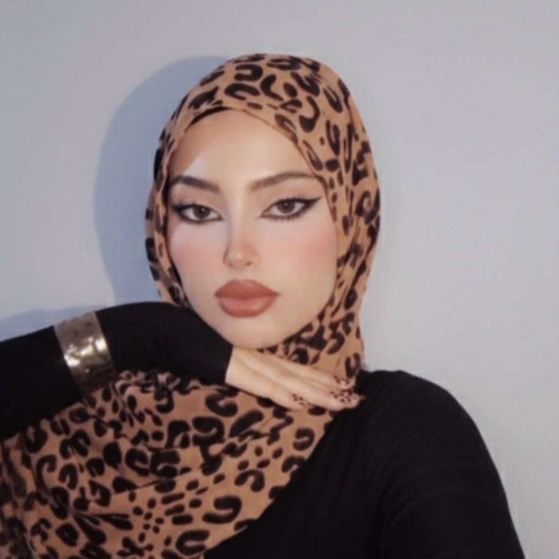 нєуам (@ughar_1) | Snapchat Stories, Spotlight & Lenses