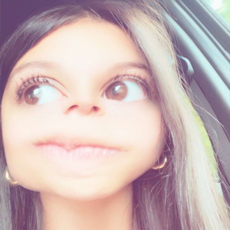 Scarlett (@ulove_scar) | Snapchat Stories, Spotlight & Lenses