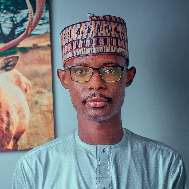 𝚄𝚖𝚊𝚛 𝚃𝚊𝚏𝚒𝚍𝚊 ︎ (@umarinto) | Snapchat Stories, Spotlight & Lenses