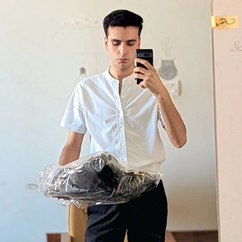 Umar Tanveer Khan (@umartanverkhan) | Snapchat Stories, Spotlight and ...