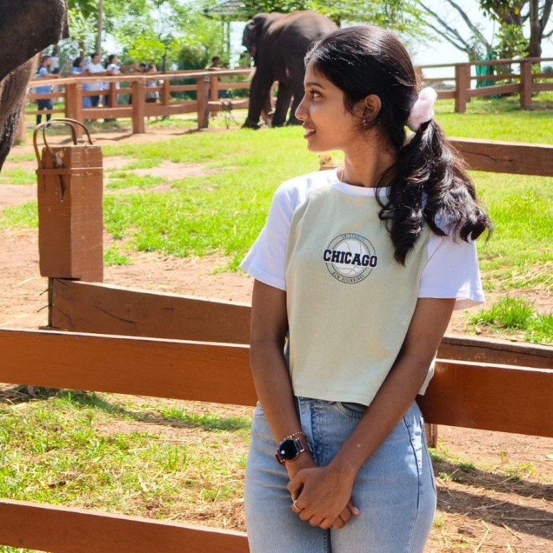 ÏSHU🦋🤍 (@uni_luvz) | Snapchat Stories, Spotlight & Lenses