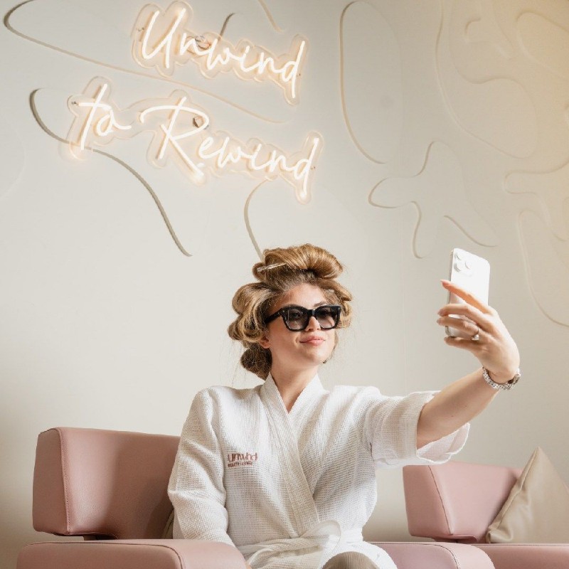 Unwind Beauty Lounge (@unwindtorewind) | Snapchat Stories, Spotlight ...