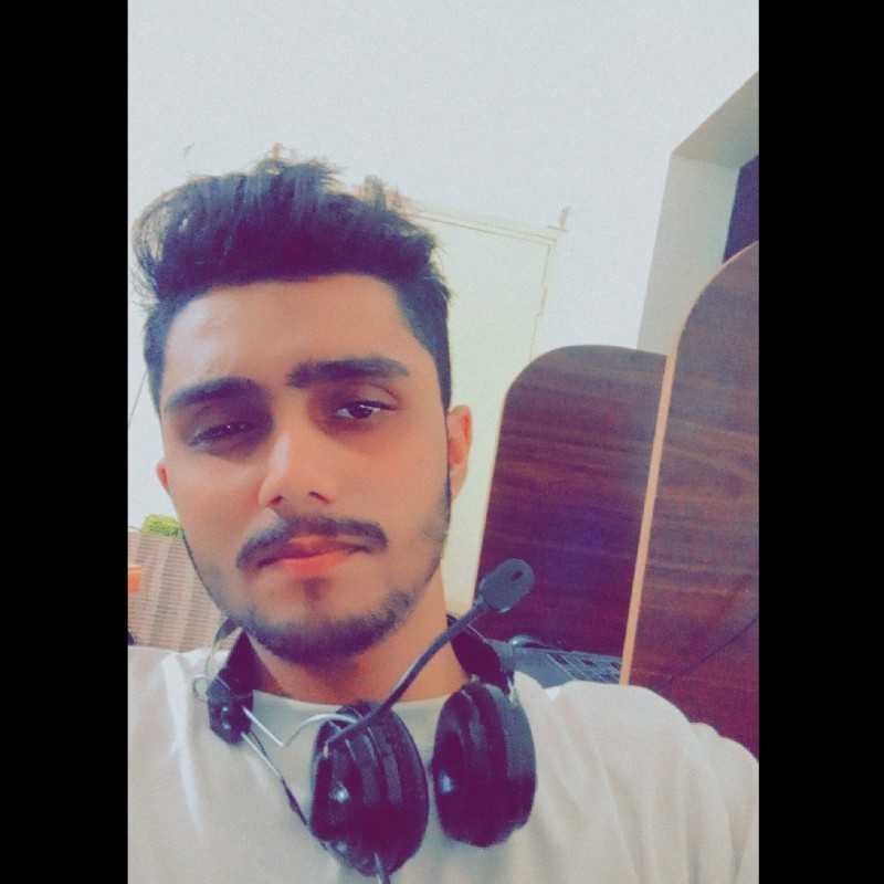 𝓤𝓼𝓶𝓪𝓷 𝓐𝔃𝓱𝓪𝓻 (@usman_azhar69) | Snapchat Stories, Spotlight & Lenses