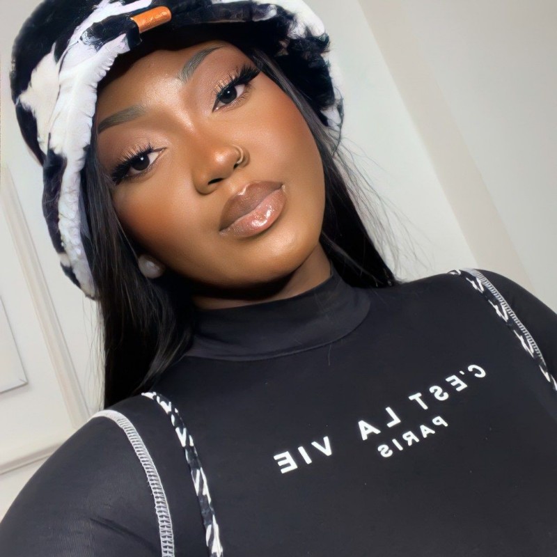 Uwani (@uwani) | Snapchat Stories, Spotlight & Lenses