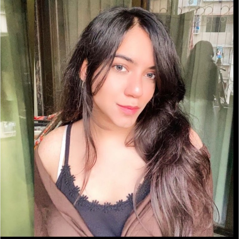 Vani Bachani🧜🏻‍♀️ (@vani_bachani) | Snapchat Stories, Spotlight & Lenses