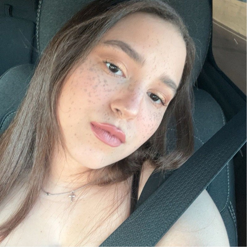 Azure ツ (@vanillazuree) | Snapchat Stories, Spotlight & Lenses