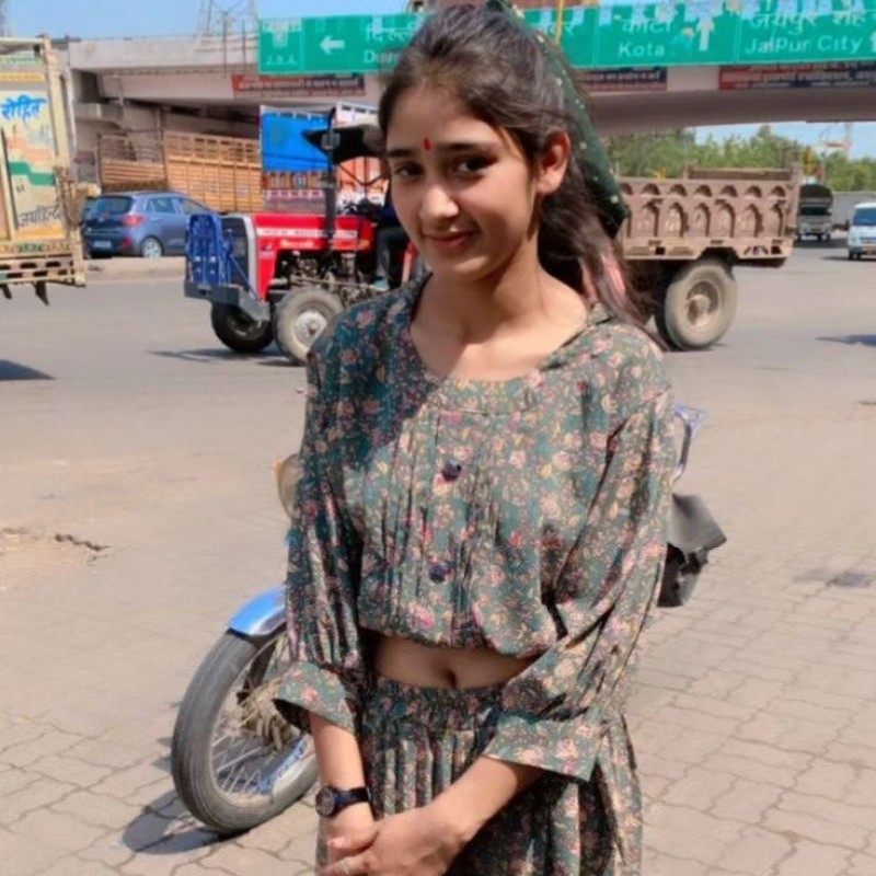 Vanshika_kumawat (@vanshikakum4040) | Snapchat Stories, Spotlight & Lenses