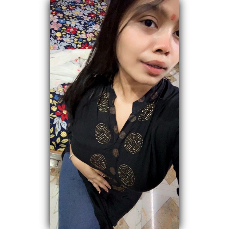 Gungun Varshney (@varshney_gunnu) | Snapchat Stories, Spotlight & Lenses